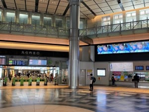 イントループ 首都圏主要3駅で動画CMを放映 | INTLOOP株式会社